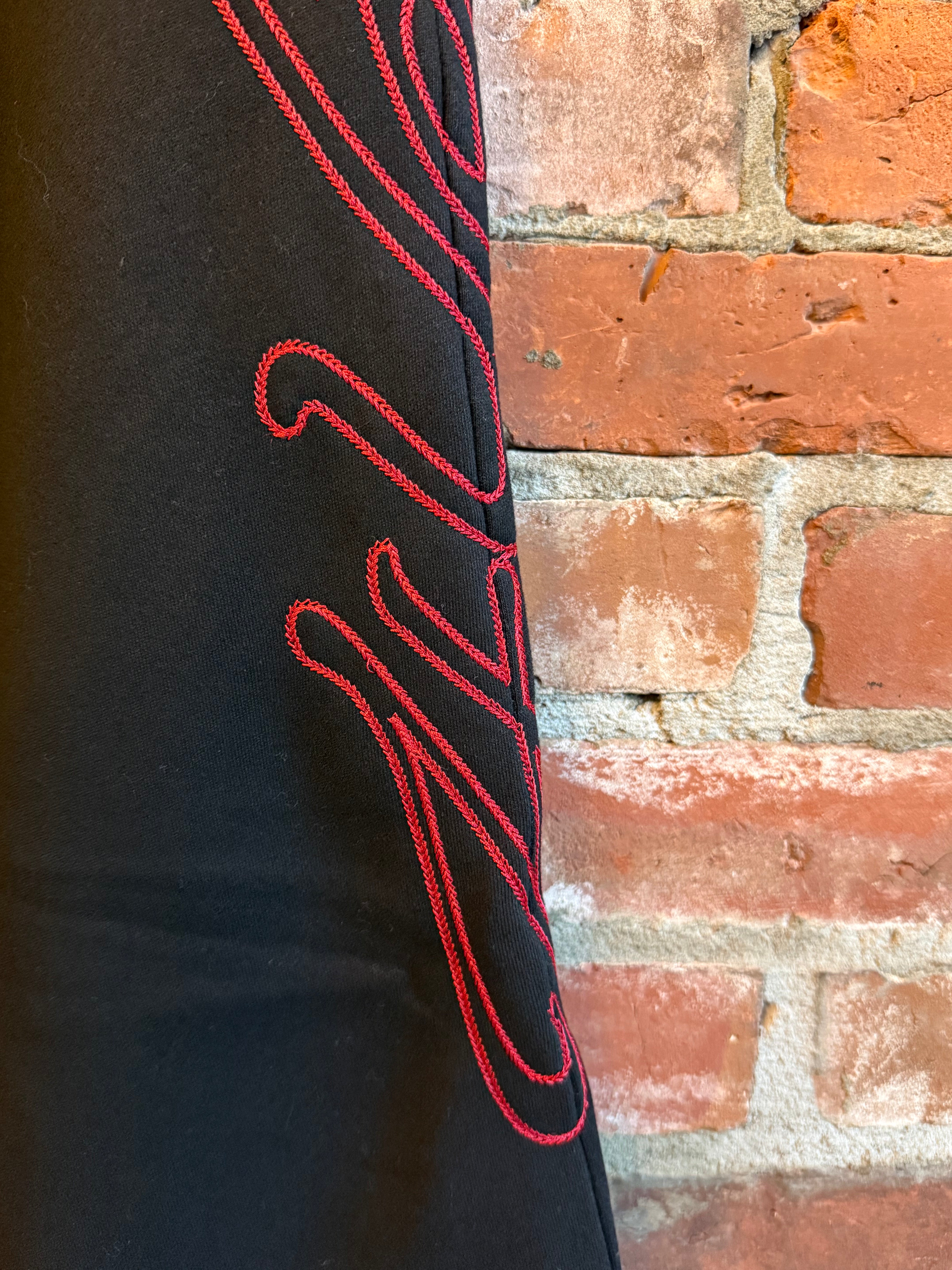 Signature Wide Pant Black/Red – Complex Clothing Inc.